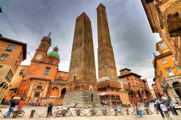 leaning towers of the world | the oldest architecture in the world
