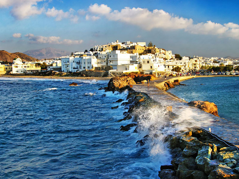 Greece Islands | The land of unforgettable blue waters.