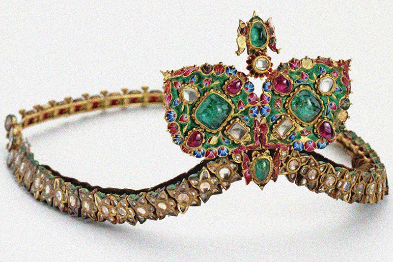 The Iranian Crown Jewels